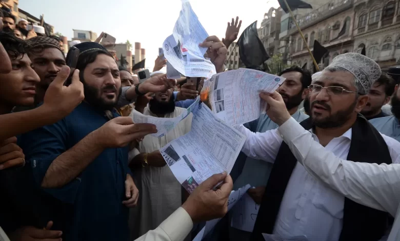 Rising Electricity Bills Push Peshawar Residents to the Edge