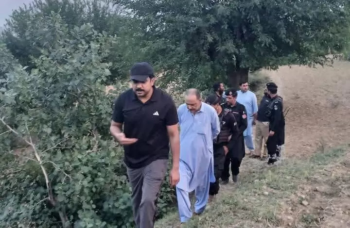 Militants Attack Police Stations in Bajaur and Bannu; SHO Among Several ...