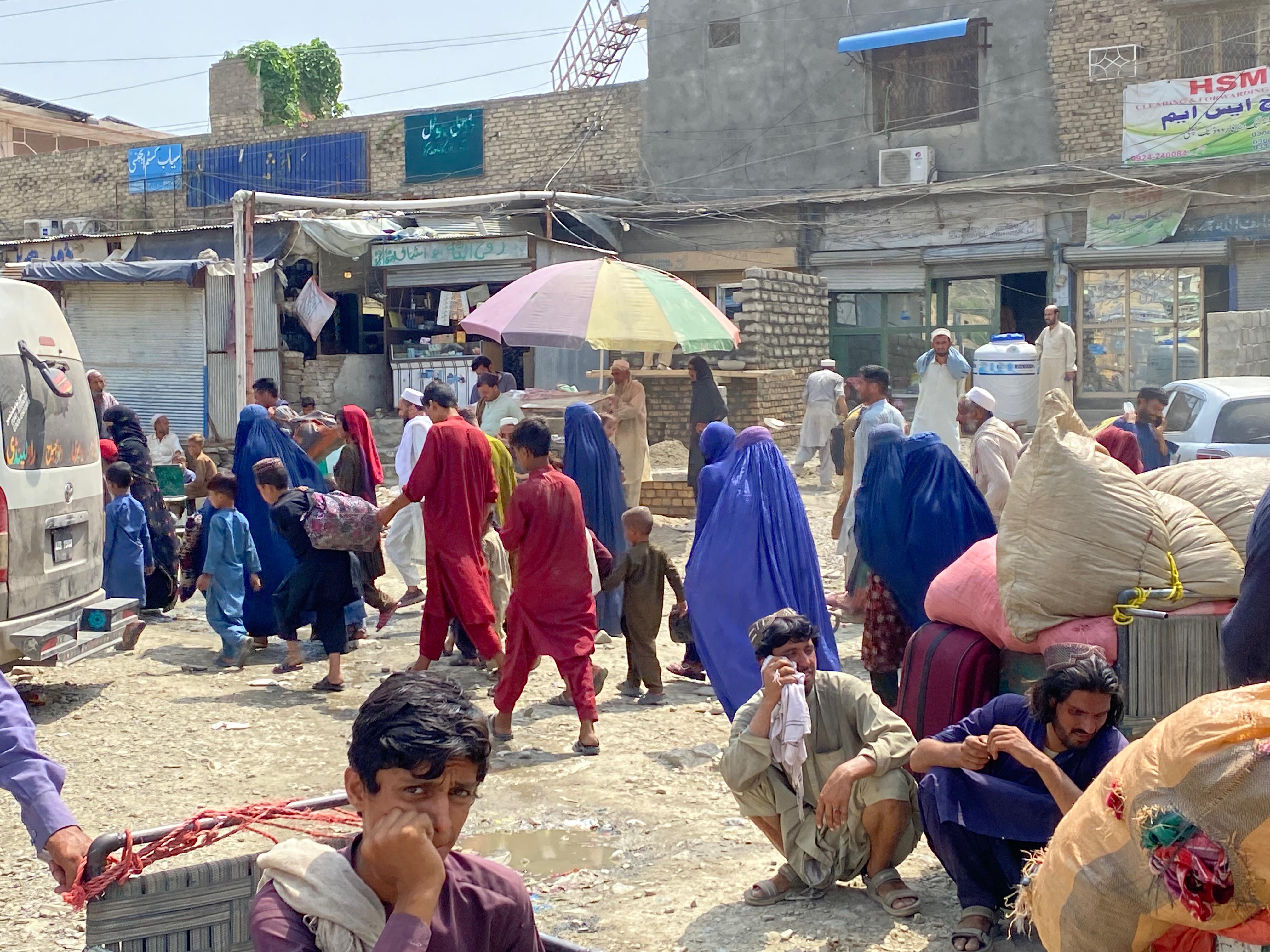 Afghan Refugees in Pakistan: Leaving with Tears, Living with Trauma ...