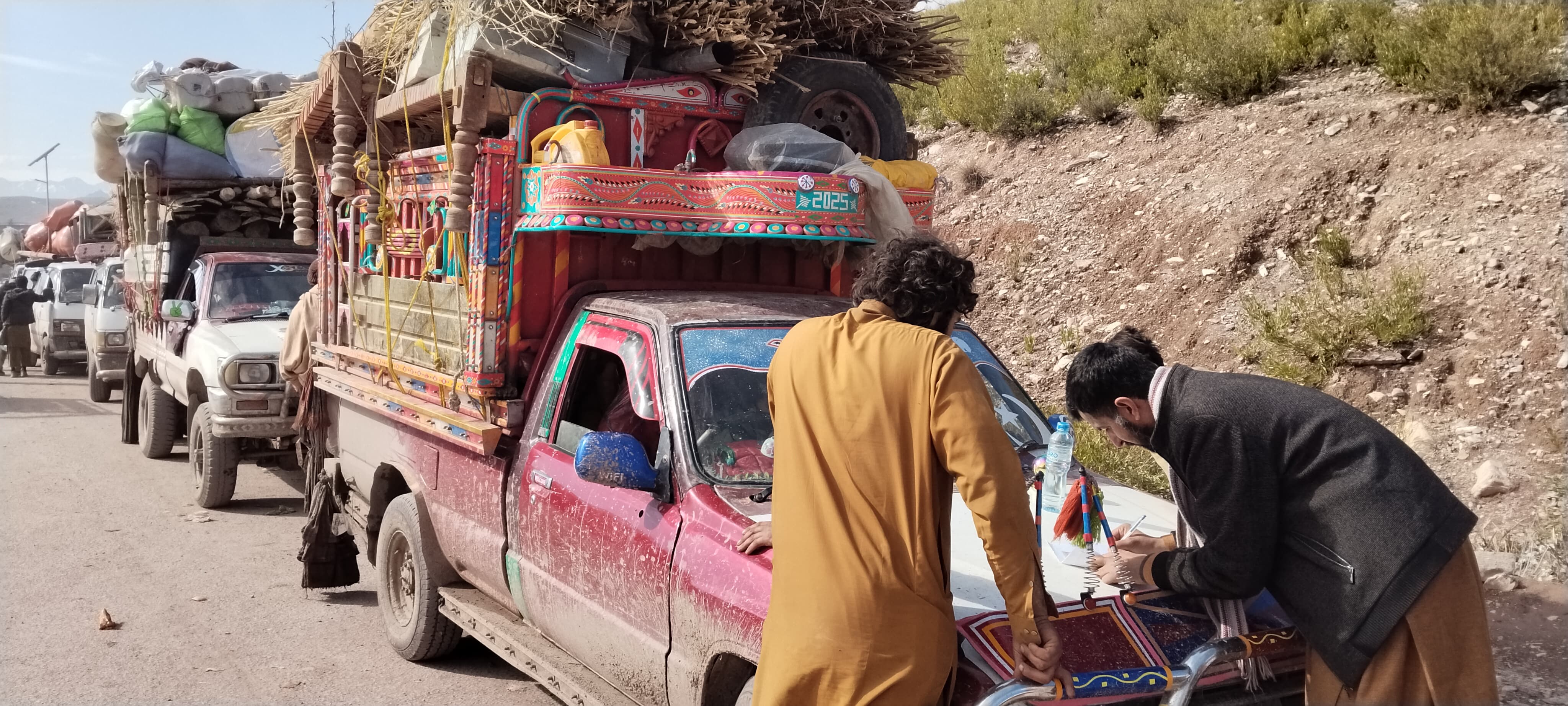Snow-Hit Tirah Reopens as Authorities Move Thousands to Safety